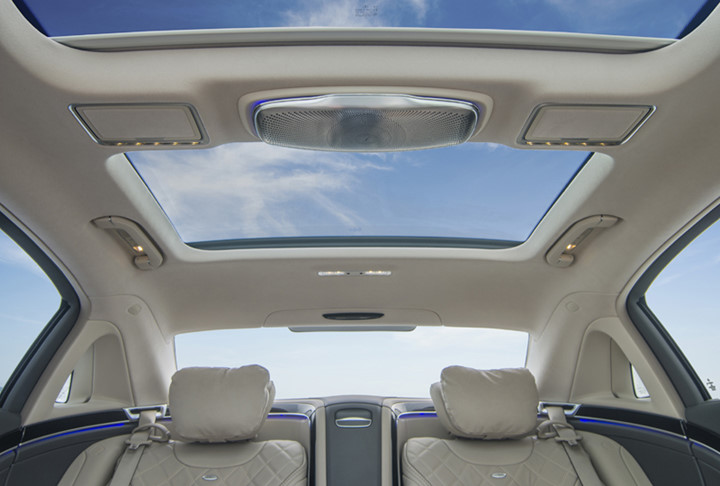 Cận cảnh Mercedes-Maybach S 500 giá gần 11 tỷ đồng tại Việt Nam