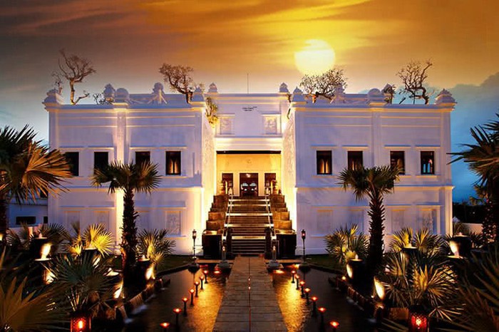 “Lâu đài” TajmaSago, nhà hàng Cham Charm của Khai Silk bất ngờ được ông ...