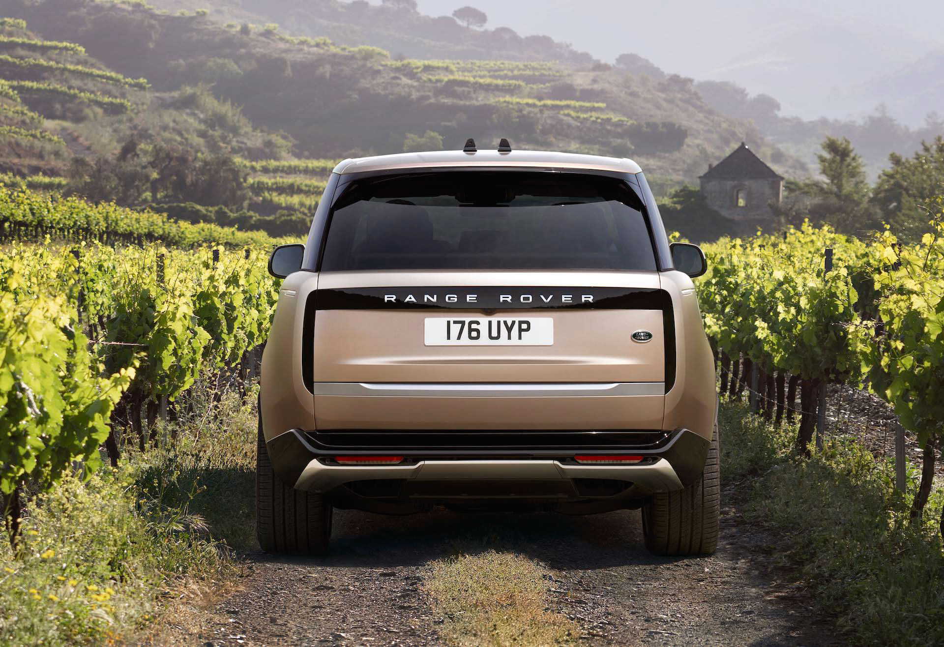 Ranger Rover 2022 ra mắt: Đỉnh cao SUV hạng sang, giá từ 10,88 tỷ tại ...