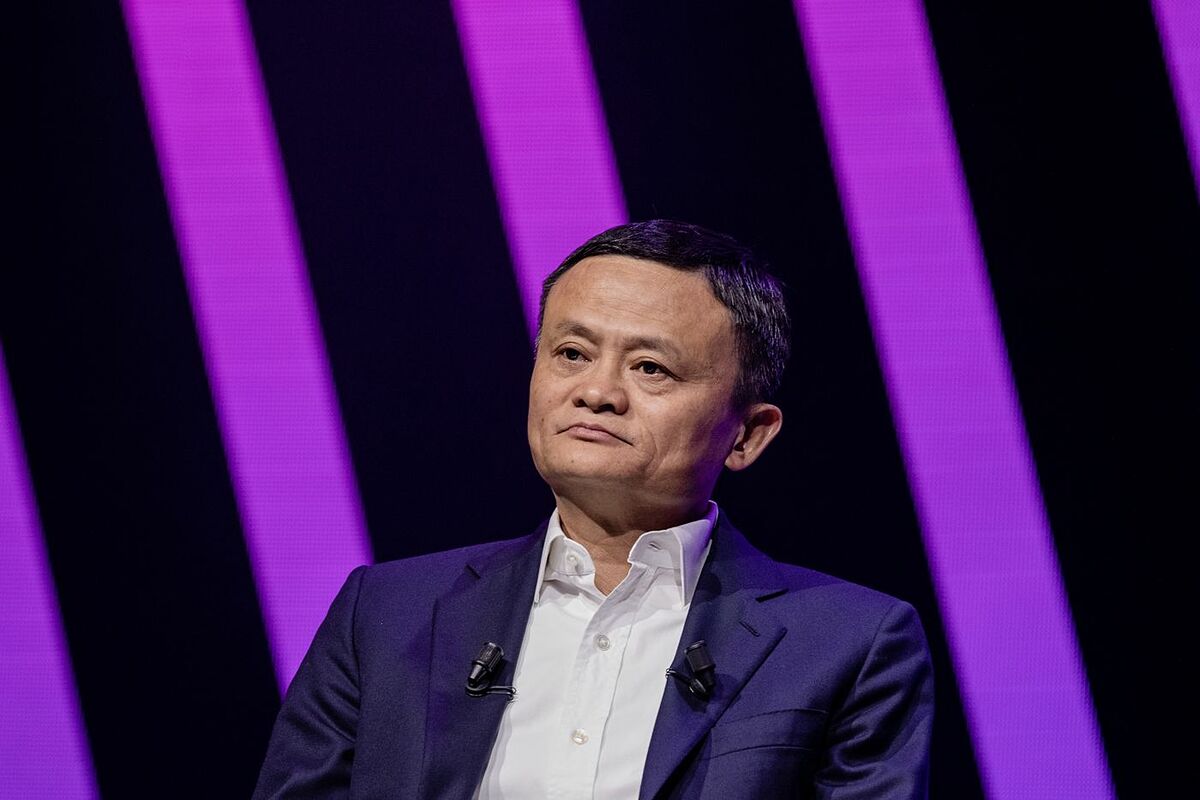 Bí ẩn bên trong trường doanh nhân toàn tinh hoa Jack Ma từng làm hiệu ...