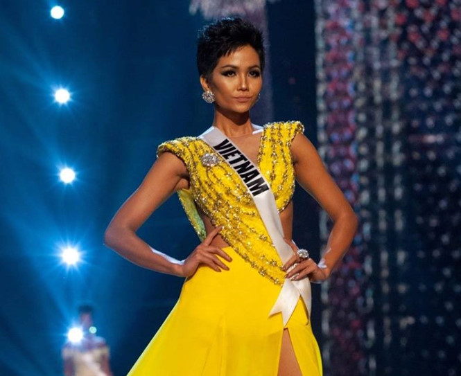 H'Hen Niê được Chủ tịch Miss Universe xác nhận là Á hậu 3 Hoa hậu Hoàn ...