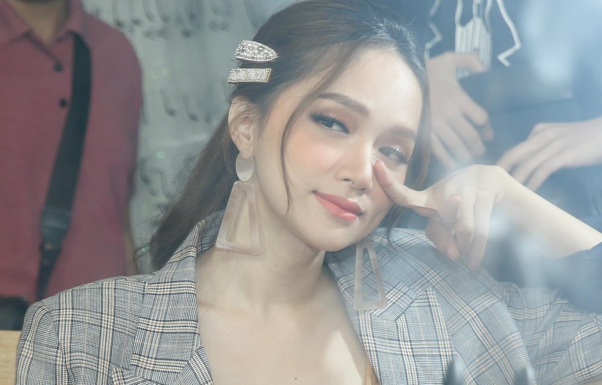 Hoa Hậu Hương Giang Từ Thí Sinh Vietnam Idol Tới Nữ Hoàng Sắc đẹp