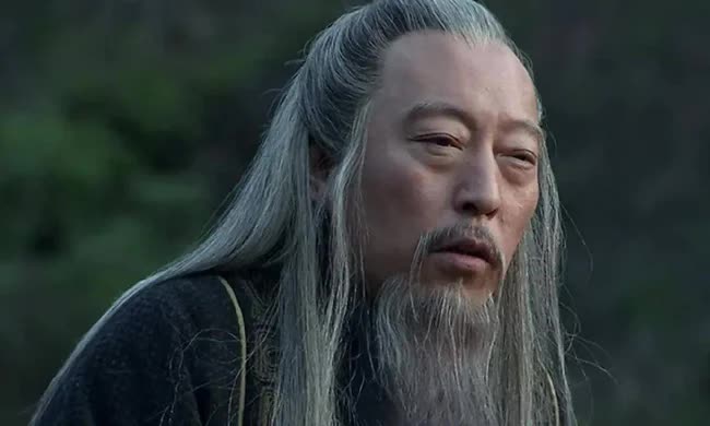 Tào Duệ gửi tặng quần áo, Tư Mã Ý thà chết rét không chịu mặc: 11 năm ...