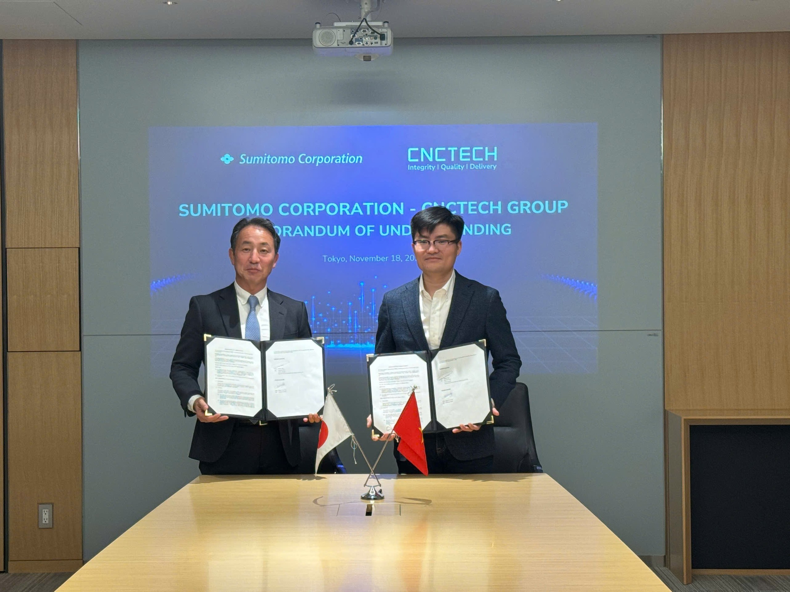 Sumitomo Corporation và Tập đoàn CNCTech ký kết biên bản ghi nhớ hợp ...