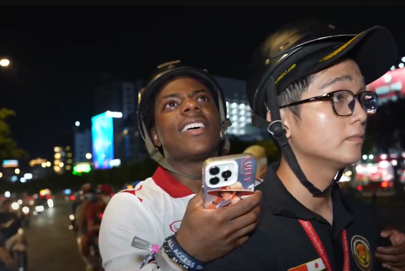 Hiện tượng toàn cầu IshowSpeed sang Việt Nam làm “náo loạn” phố đi bộ ...