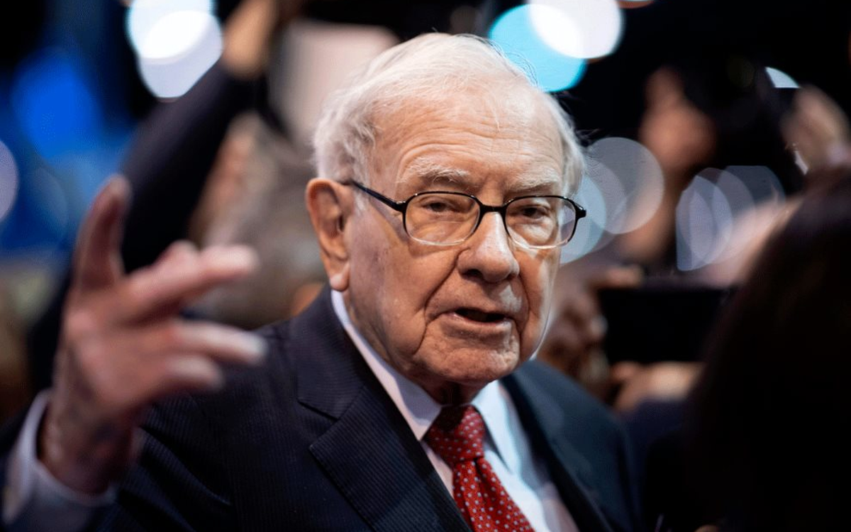 Thừa thắng khi có cổ phiếu tăng hơn 200%, Warren Buffett mạnh tay dốc ...