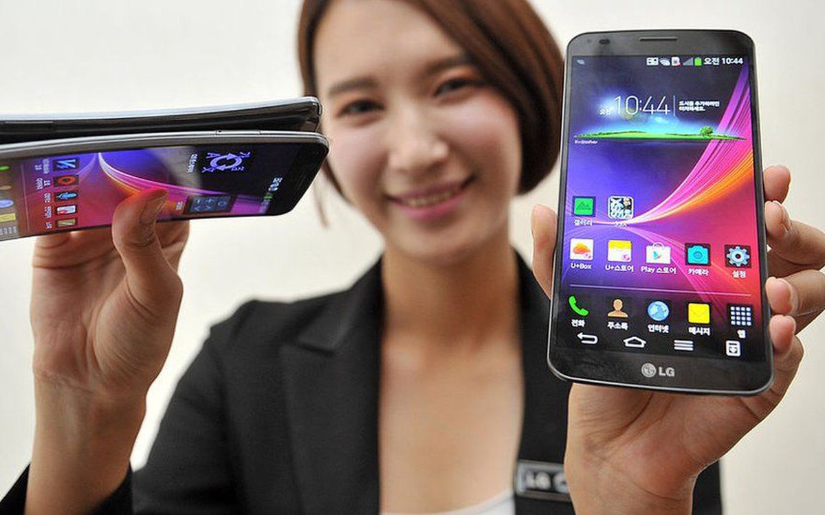Vì sao đang là "ông lớn" trong làng điện thoại, LG gục ngã trước ...