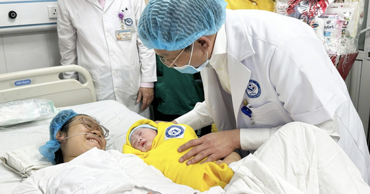 Chính sách dân số mới: Sinh con sẽ được hỗ trợ tiền?