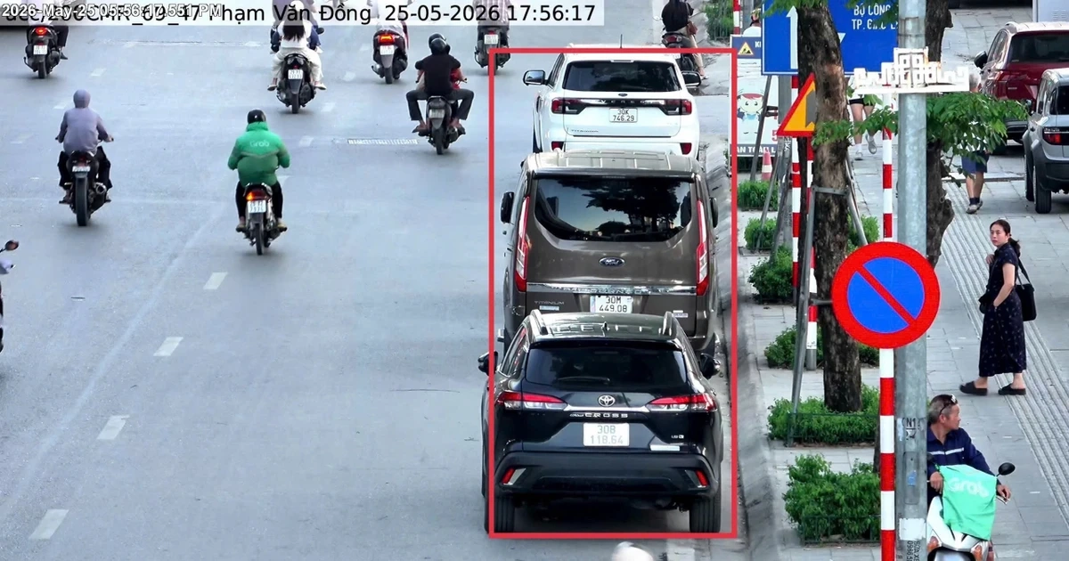 Công an Hà Nội thí điểm dùng UAV giám sát trật tự đô thị