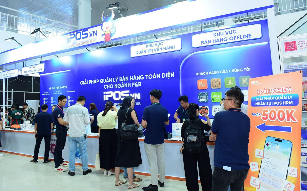 iPOS.vn và Gia Hỷ mang 1.000 ly trà sữa miễn phí đến Food & Drink Show 2026
