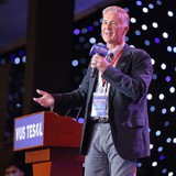 Chuyên gia: Tiến sĩ Stephen Ryan