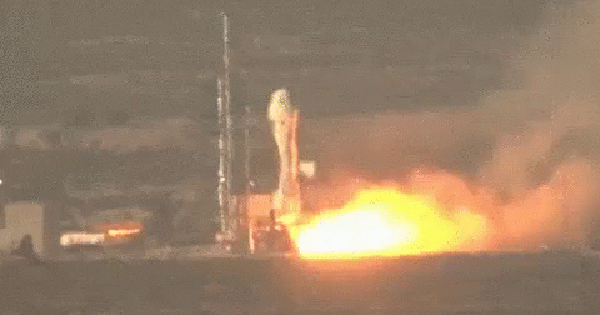 Jeff Bezos, người soán ngôi giàu nhất thế giới của Bill Gates trong ...