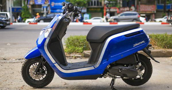 Honda Dunk 50 phân khối - Xe ga 'hàng hiếm' giá tới 100 triệu đồng tại ...