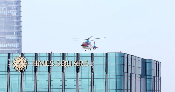 Toà nhà Times Square: Từ 1 trong những cao ốc đắt giá nhất trung tâm Tp ...