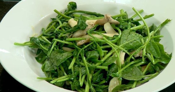 Những người không nên ăn rau mồng tơi