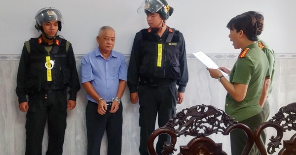 Đồng Nai: Khám nhà nguyên trưởng phòng kiểm sát điều tra án kinh tế chức vụ