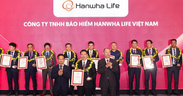 Hanwha Life Việt Nam liên tục giữ vững danh hiệu Công ty bảo hiểm uy tín