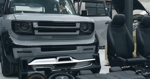 Thợ Việt biến VinFast VF 3 như 'tiểu Defender': Cản, đèn thiết kế lại ...