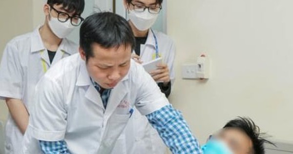 Người đàn ông có 4 quả thận