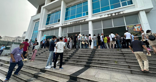 Hơn 700 hồ sơ đấu giá 19 lô đất, Hoài Đức có thành "chảo lửa" giống ...